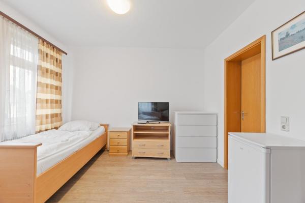 Haus 6 Nebringen Monteurzimmer Für Handwerker Und Teams - Ls Crewcomfort - Weitere Unterkünfte Vorhanden - Black Forest