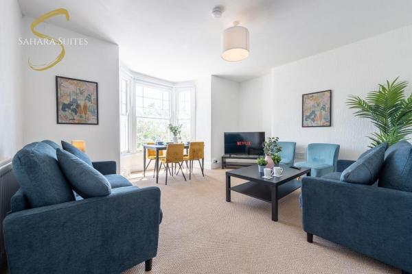 Modern 4-bed Home In Newport With Free Parking - Newport