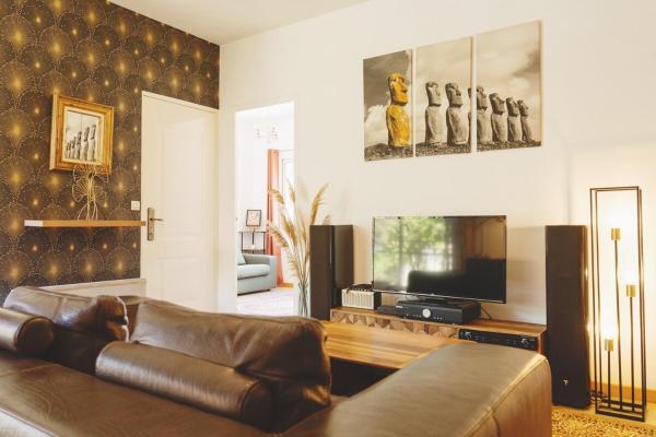 Bright, Vintage-style Apartment - Plage du Prado