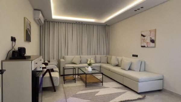 شقة بغرفة نوم و غرفة جلوس - 중동