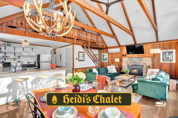 Heidi's Chalet - Modern Hot Tub Lake Access - Arrowhead Lake, PA