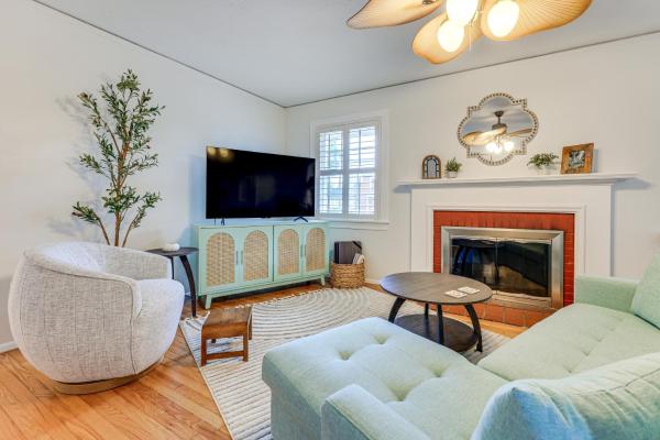 4 Mi To Dtwn Jacksonville Chic Home With Porch! - Jacksonville, FL