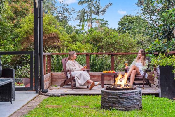 Wattle Cottage - A Stylish Hinterland Escape - Maleny