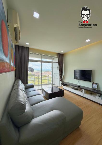 Staycation Homestay 71 Skyvilla Near Batu Kawa - Kuching
