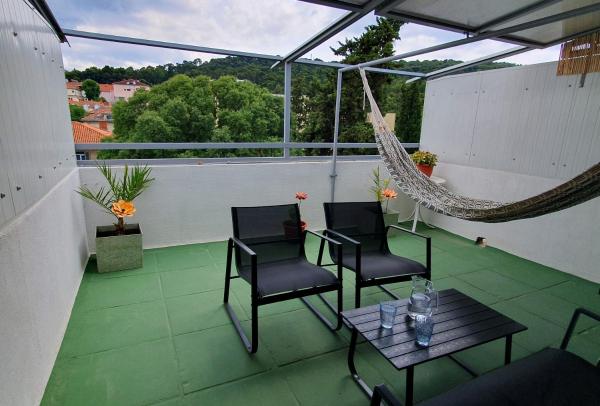 Apartment Nimai With 2 Bedroom, Split, Near Park Marjan - Dalmatia