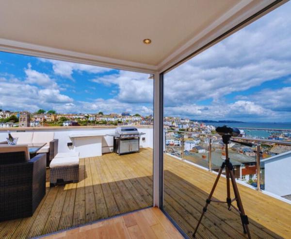 Upper Anzac Sea View Retreat With Roof Terrace In Central Brixham - Paignton