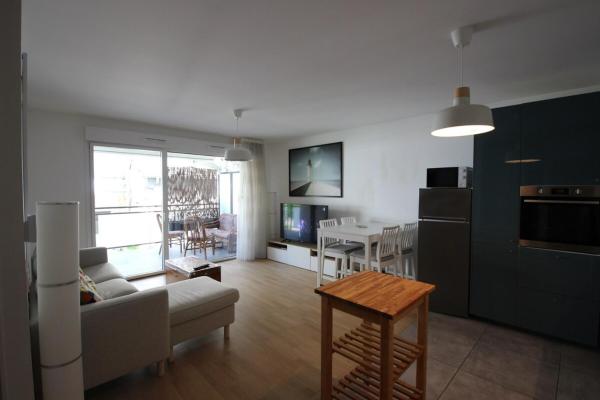 Appartement T3 66 M2 Residence L'univers Centre-ville 2 Chambres Garage Et Terrasse - Aix-les-Bains