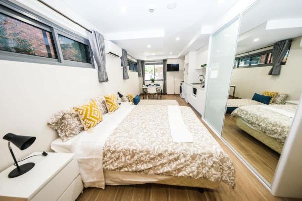 Sydney Strathfield Brand New Studio - Strathfield