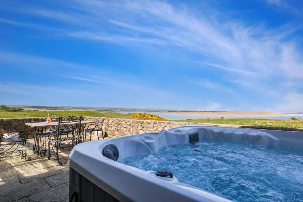 Budle Newton - North East Escapes - Bamburgh