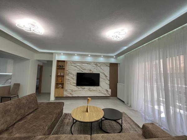 Modern Family Nest Skg - Salónica