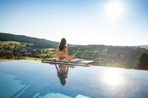 Schwarzwald Wellnesshotel Saigerhöh I Spa Golf & Wandern üBer Dem Titisee - Hinterzarten