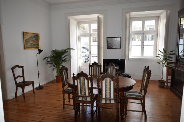Lisbon Life Bairro Alto - Almada