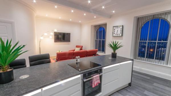 3 Bed - The Regency Suite By Pureserviced - Plymouth