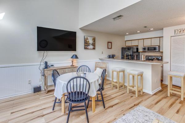 Close To Golfing And Beaches Little River Retreat! - Little River, SC