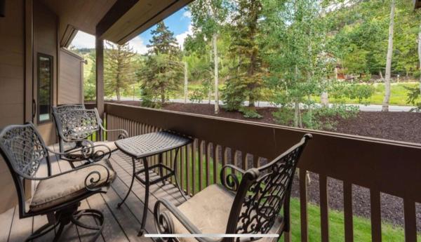 Perfect Summer Getaway! Dv Lakeside Villa Spectacular Mtn Views With Pool And Hot Tub - Park City, UT