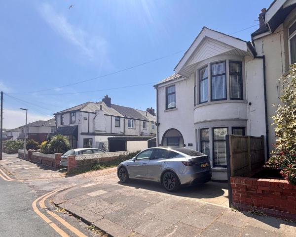 Crescent House - Blackpool