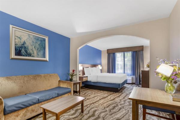 Best Western Plus River Escape Sylva / Dillsboro - Sylva, NC