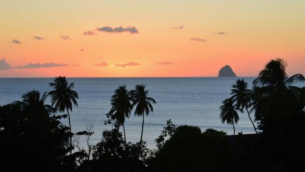 Studio Turquoise 107, à 50 Mètres De La Plage - Les Anses-d'Arlet