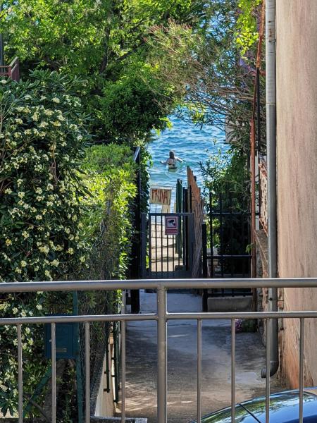 Apartments La Bombonera - Starigrad