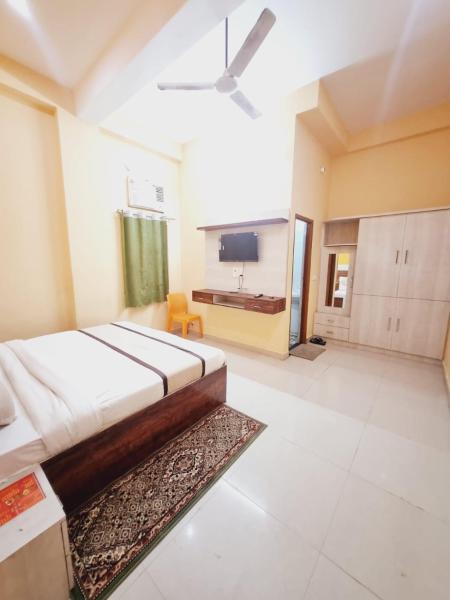 Hotel Urban Guest House - Premium Family Rooms Near Taj Mahal - Inhouse Parking- Free Unlimited 5g Internet - Best Rated Area For Tourist - 2 Min Distance To Tajmahal - Agra
