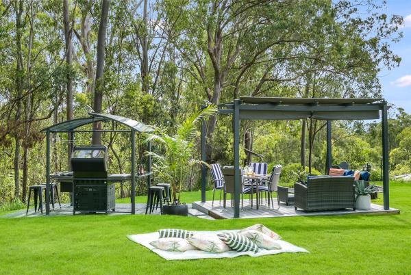 Stylish, Scenic Rural Retreat - Dayboro