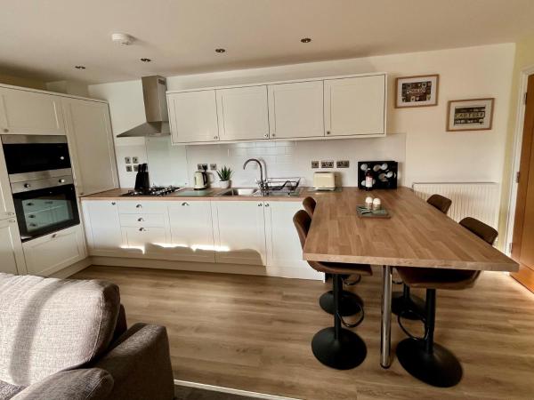 2 Bed In Tenby Fb219 - Tenby