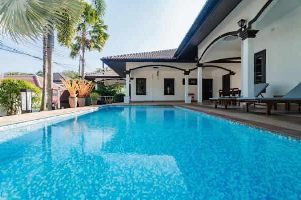 Kesorn Charming Authentic Thai Pool Villa Phuket - Phuket
