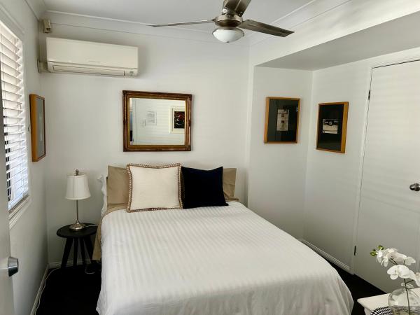 Swan Guest House - Room With Own Private Bathroom - Brisbane