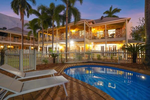 Nt Tourism Award Winning Mandalay Luxury Stay - Darwin