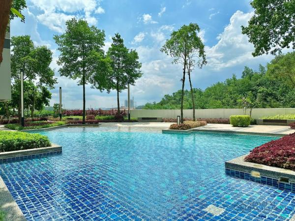 Meridian Medini Near Legoland By Stayrene - Jurong East