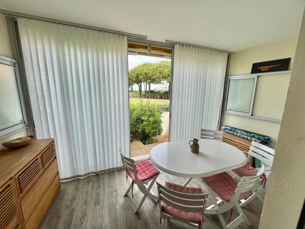 Appartement 4 Personnes En Bord De Plage Avec Jardin Privatif à Port Camargue - Fr-1-716-87 - Plage Sud - Le Grau-du-Roi
