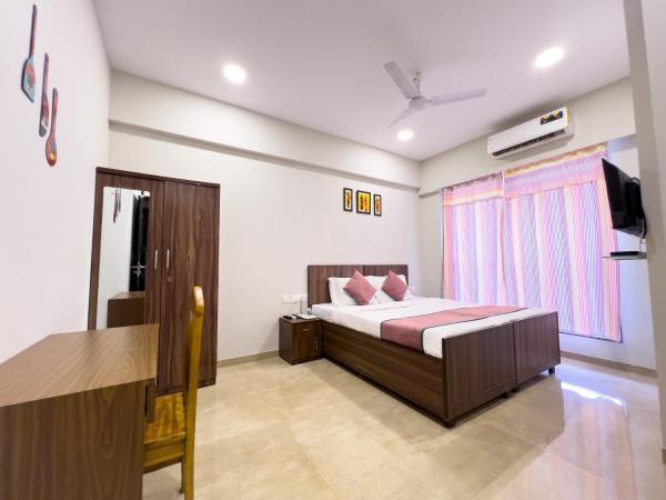 Pinaki Comfort Stay Vile Parle - Near Airport - Mumbai