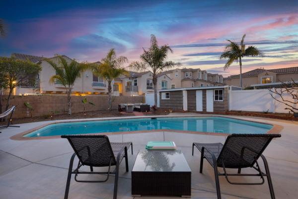 California Dreamin By Avantstay Private Pool Fire Pit Near The Beach - Carlsbad, CA