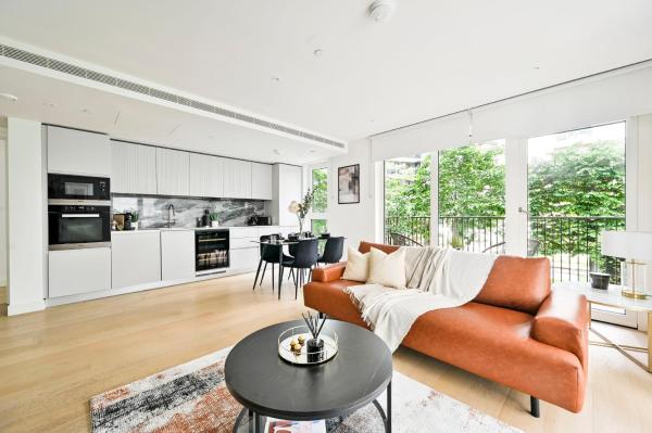 Luxury 2br Apartment - West London, Steps To Tube & Westfield Mall - Kingston upon Thames