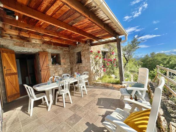 Villa De Charme Vue Imprenable Sur Le Golfe, 6 Pers Porto-vecchio - Plage de Palombaggia