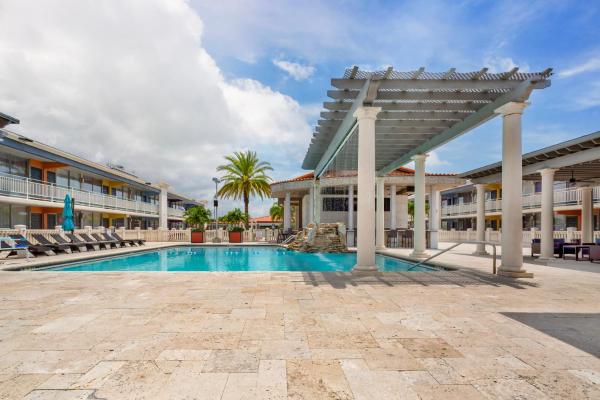 Quality Inn And Conference Center Tampa-brandon - Tampa Bay, FL