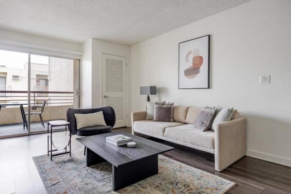 Blueground Hollywood Pool Ac Nr Walk Of Fame Lax-1355 - Los Ángeles