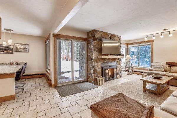 Skiwatch 109 - Breckenridge, CO