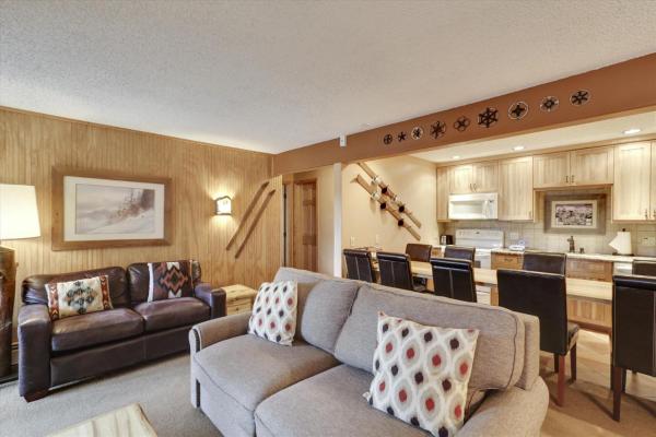 Skiwatch 211 - Breckenridge, CO