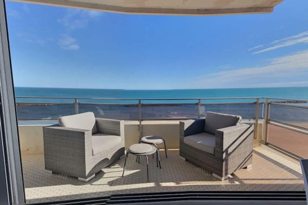 Magnifique Appartement Avec Vue Mer Panoramique ! - Valras-Plage