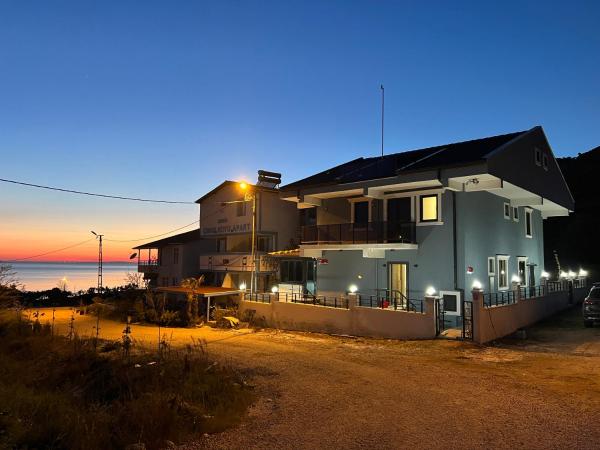Beşer Turizm - Avşa Adası, ÇıNar Koyu - Tekirdağ
