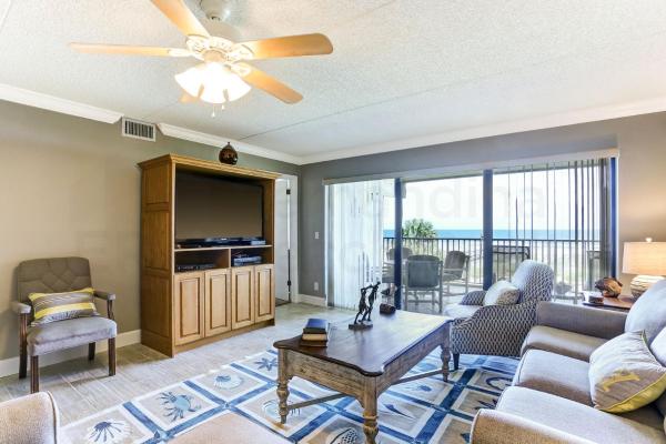 Renovated Condo In Small Quiet Complex. Relaxation Comes Easy Here. One Assigned Parking - Fernandina Beach, FL