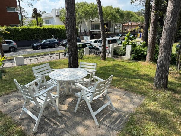 Casa Al Mare Con Giardino E Parcheggio Privato! - Lignano Pineta