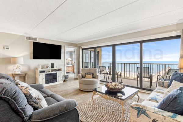 Experience Beachfront Luxury At 667 Amelia By The Sea, Perfect For Your Next Family Getaway. - Fernandina Beach, FL
