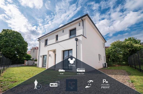 Enchanted House Disneyland Paris - Lagny-sur-Marne