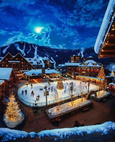 Spruce Peak Resort Luxury 3 Bedrm 2levelapartment - Stowe, VT