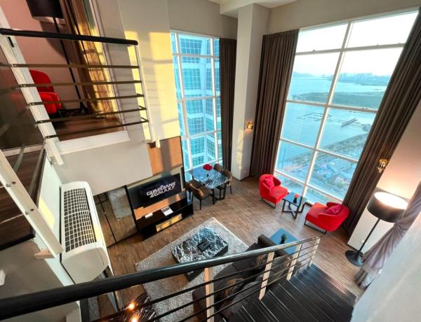 Amazing Seaview Duplex George Town Maritime Suites 20 - Penang