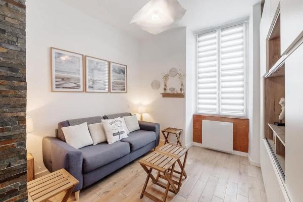 Tassigny - Charmant Appartement/ Terrasse - Port - Séné