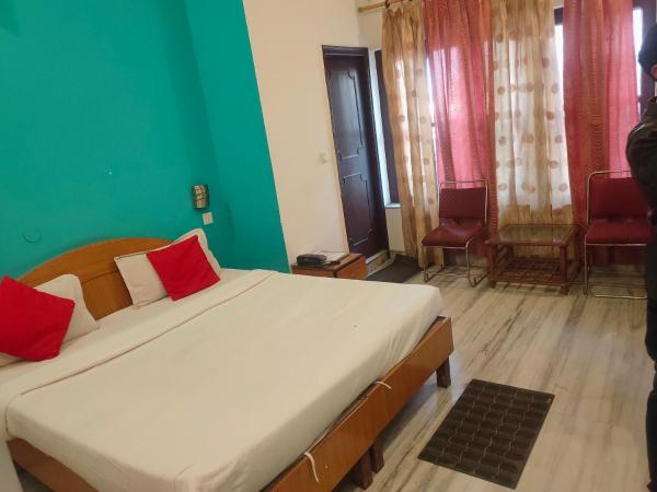 Hotel Laxmi Palace - Dehradun