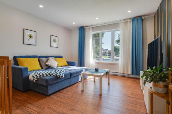 Room In Cozy Home - Dorval